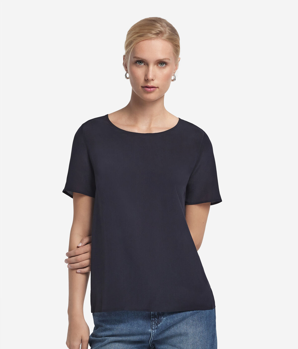 T-shirt girocollo seta donna: versatile e raffinata | Falconeri
